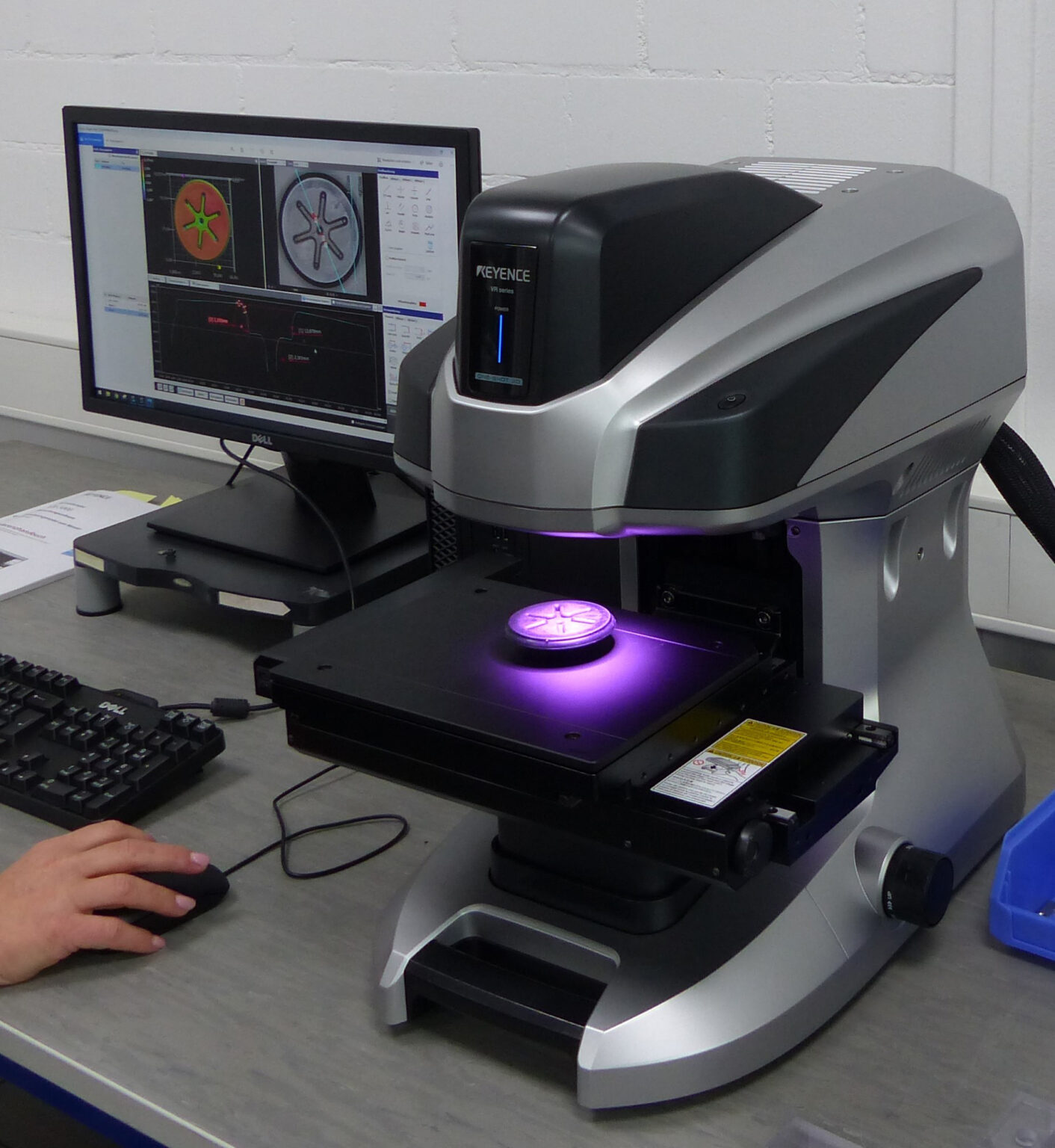 New KEYENCE 3D scanner VR-5200 - ZORGE Rubber Solutions GmbH